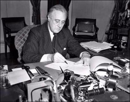 October 9, 1941 - FDR gives the go-ahead for the development of an ...