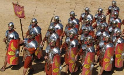 Reenactors dressed as legionaries. Photo by Dale Gillard in 2008 (Flickr)