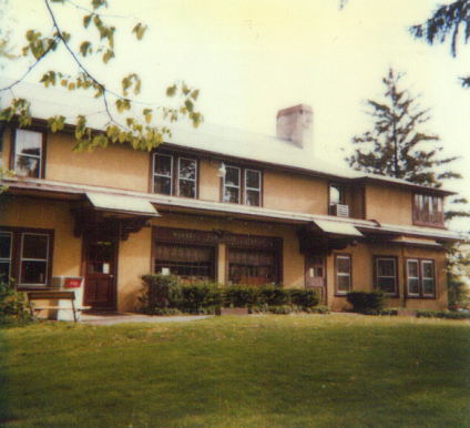 In 1964, the Warren Township Library's collection of 6,000 items was ...