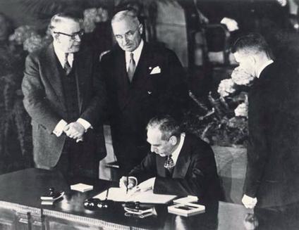 Signing the NATO treaty