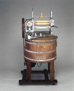 1908 - Electric Powered Washing Machine