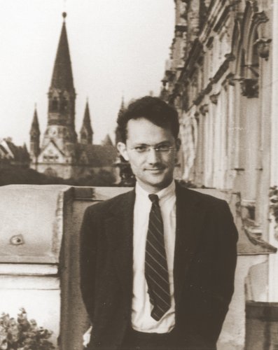 Fry in Berlin, 1935 https://www.nybooks.com/daily/2019/10/03/how-varian ...