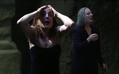 Dominique Blanc dans le rôle de Phèdre , dans l'adaptation de Patrice ...