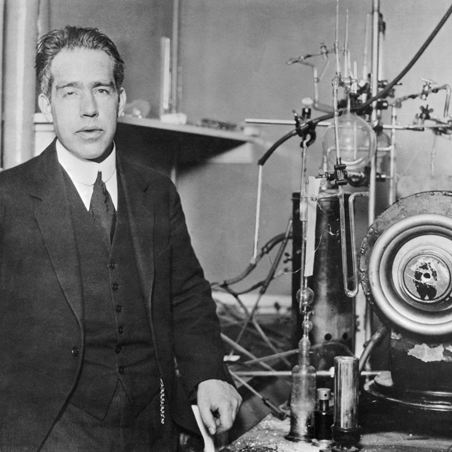 Niels Bohr and Planetary Model (1885 to 1962)