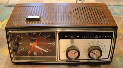 Ancient Radio Alarm Clock