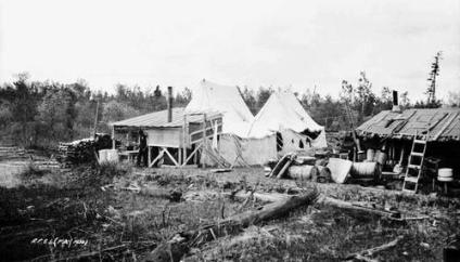 Temporary housing at Unemployment Relief Camp in Ontario, May 1932