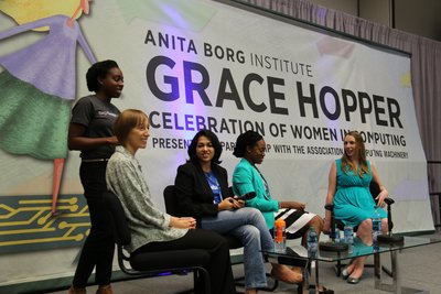 "Grace Hopper 2016" by arcticpenguin is licensed under CC BY-NC 2.0.