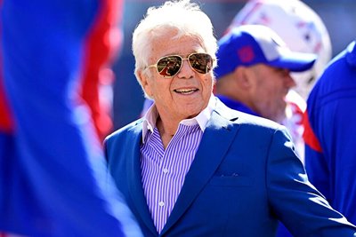 Graff, Chad. “Robert Kraft Ups Pressure on Patriots, Says It’s “Very ...