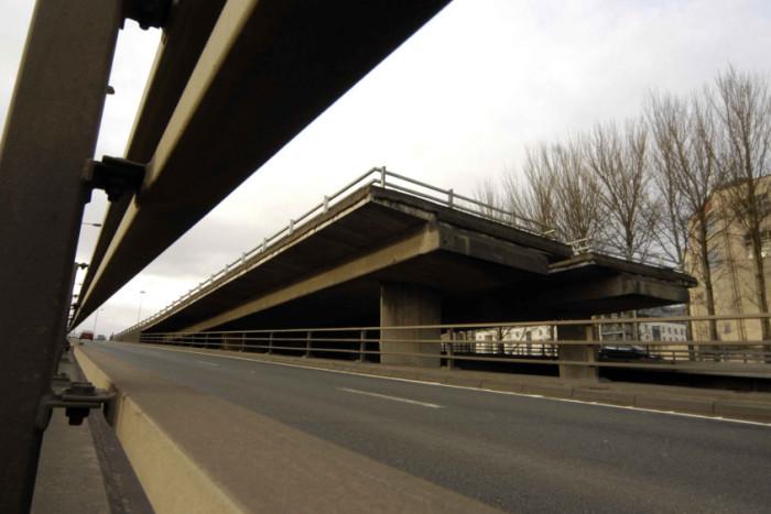 The infamous unbuilt 'ski slopes' of the M8 in Tradeston.