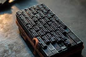 1040:Movable Clay type printing in China.(990–1051).
