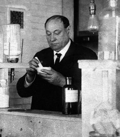 Harvey Wiley was appointed head chemist of the USDA and began a mission ...