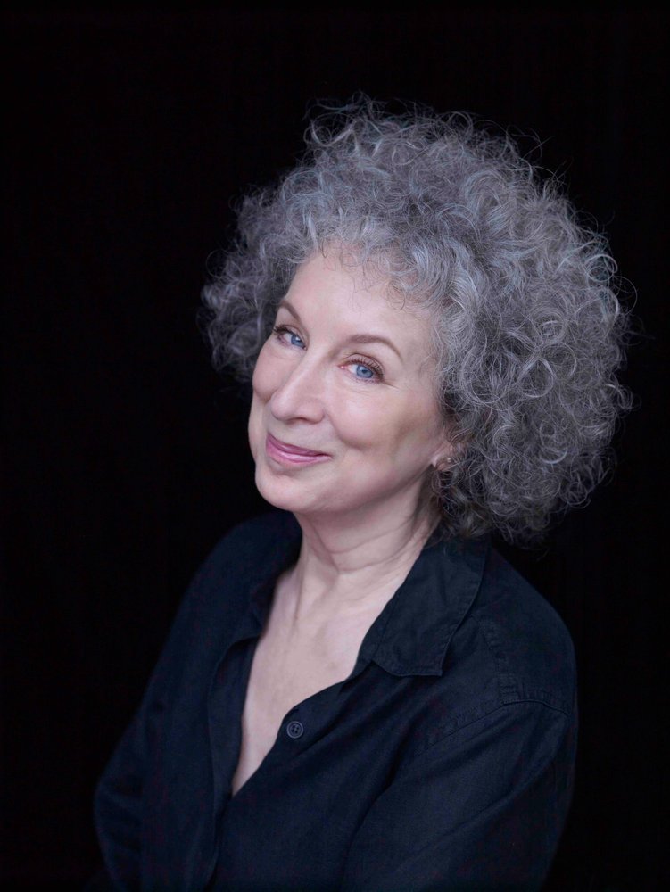 The author who challenges the traditional approach to plot structure.