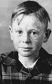 Nació en el Condado de La Crosse, Wisconsin, Estados Unidos. Su padre ...