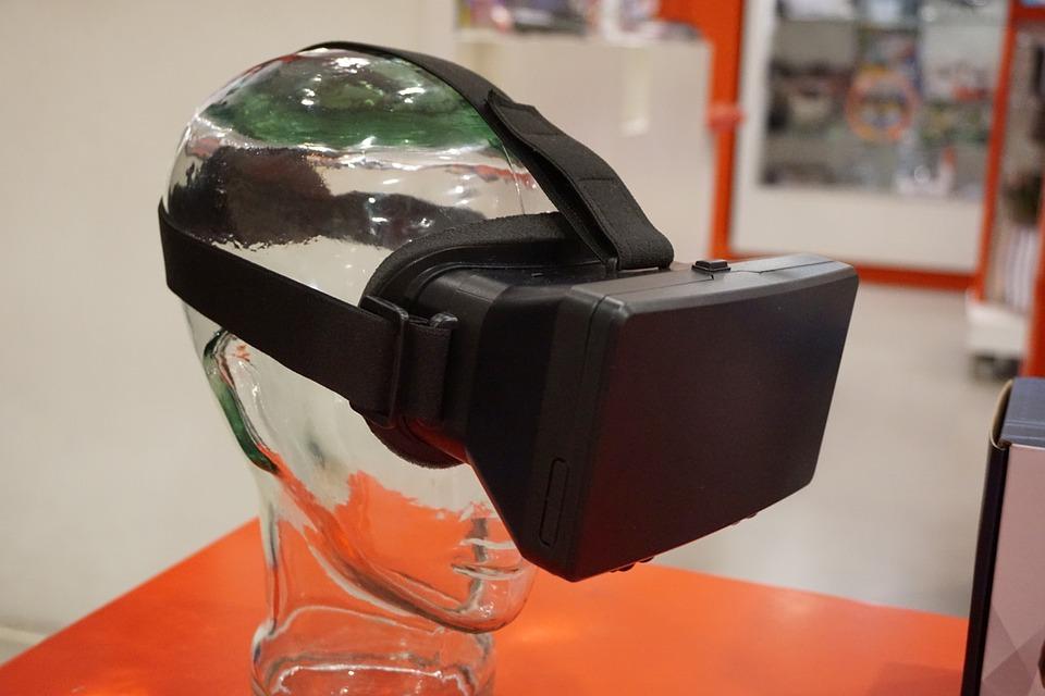 THE HISTORY OF VIRTUAL REALITY | Sutori