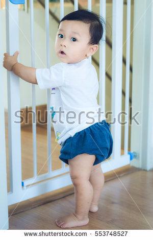 Stage 5: Stands with support