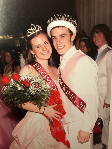 Colors were either pastel or bright.