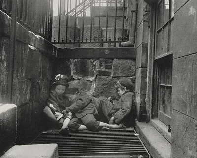 https://www.boweryboyshistory.com/2018/02/harsh-lives-new-york-city ...