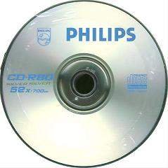 En 1982 aparece el primer disco compacto CD