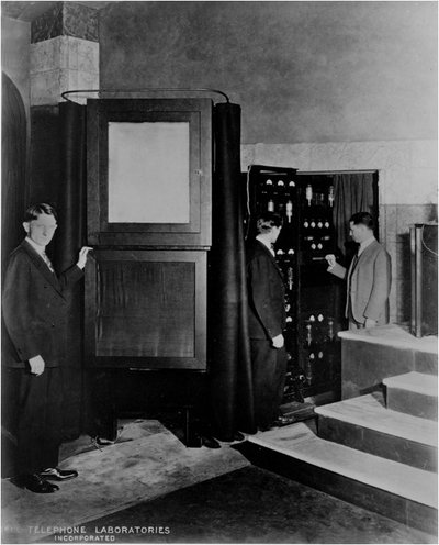 1927 - April 9th - Bell Laboratories and the Department of Commerce ...