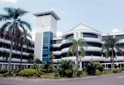 Adapted from https://sg.kidlander.com/wp-content/uploads/2013/04/school.jpg