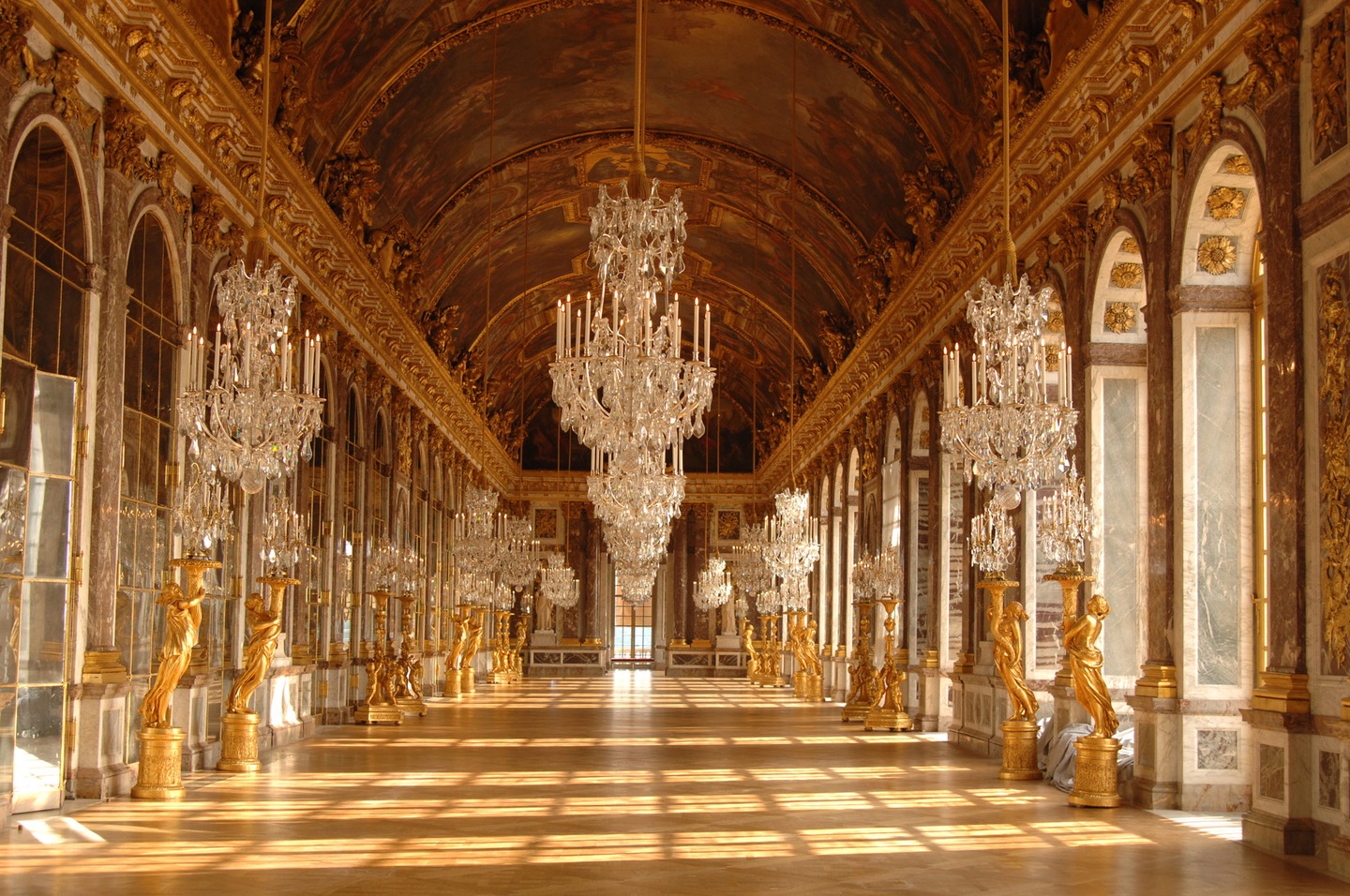 Jules Hardouin-Mansart and Charles Le Brun, Hall of Mirrors, Palace of ...