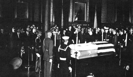 The death of Douglas MacArthur
