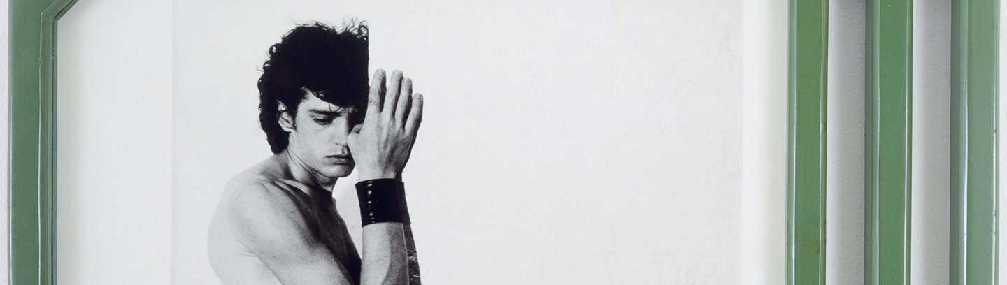 Mapplethrope, Robert. Self Portrait, Unique. 1974. Mapplethorpe ...