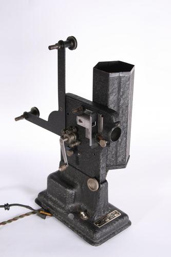 1896- Vitascope which is invented by edison was on a public debu. It is ...