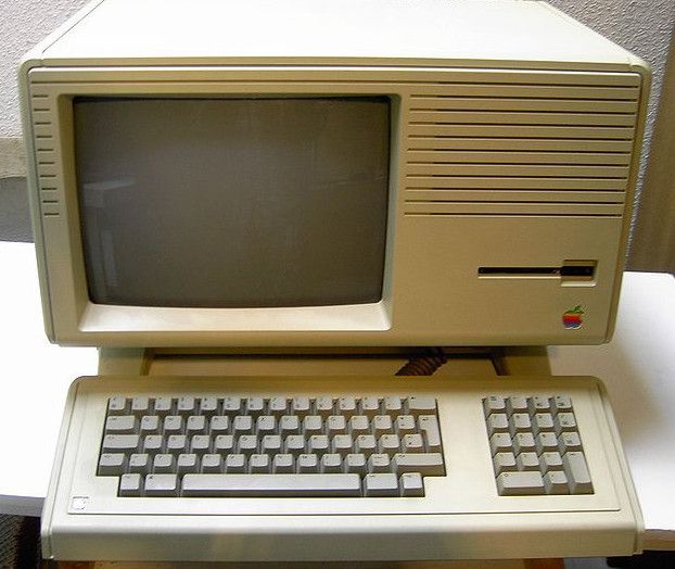 Macintosh XL . Modificación del Apple Lisa de 1983.
