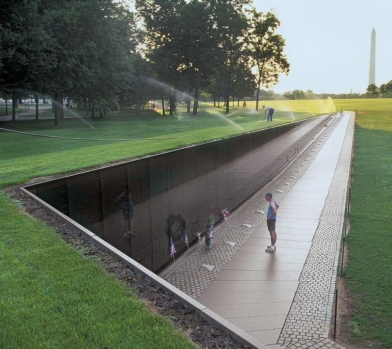 Maya Lin, Vietnam Veterans Memorial, Washington D.C., 1982