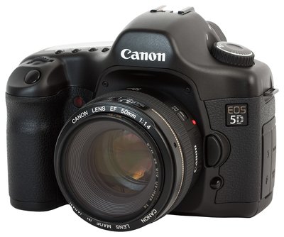 2005 - Canon EOS 5D, la 'full frame' digital