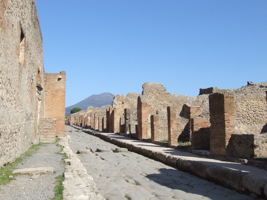 A rómaiaknak köszönhetjük az utakat.