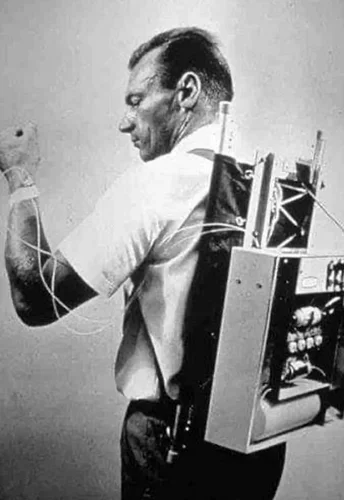 1963 – First Insulin Pump Prototype