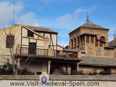 A picture of a house that is in Toledo. http://www.visit-medieval-spain ...