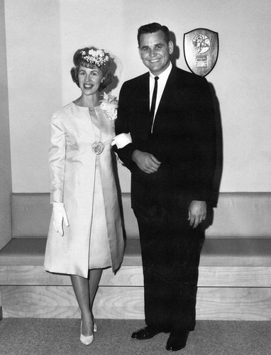1963