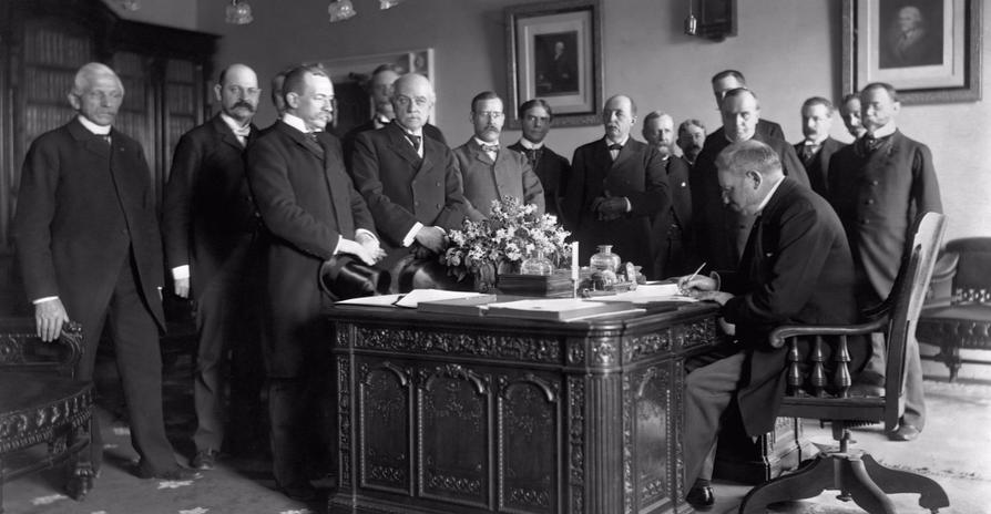 President McKinley at the Treaty of Paris conference.