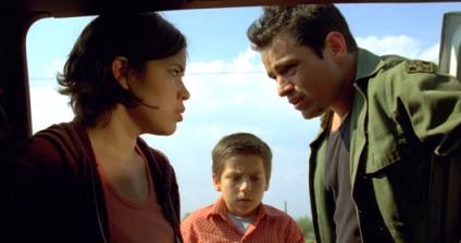 Cuando su abuela murió, Carlitos cruzó la frontera con Martha y David ...