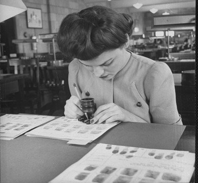 Fingerprints progressed to the FBI - 1924