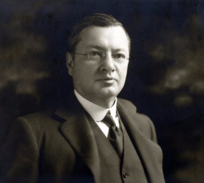 Alfred clark worked for Edison's phonograph company
