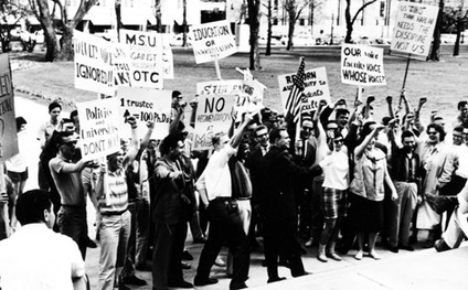 Students and faculty protest compulsory ROTC in 1960.