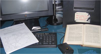 Nota. Adaptado de El Doctor Hosting visitó el CERN para ver el primer ...