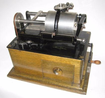 the design of the phonograph began to alter over time, in the 1880s ...