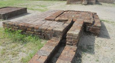 Ancient flush toilet systems (2500 BC)