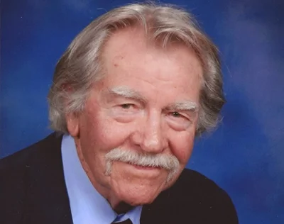 Arthur W. Staats, psicólogo estadounidense