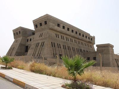 700 BC. The first library, the royal library of Ashurbanipal, was built ...