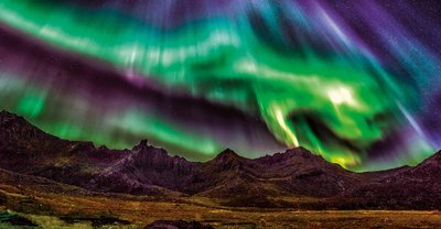 Za polarne krajeve se veže još jedna predivna pojava a to je polarna ...