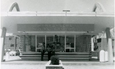 The first McDonald's that the soon-to-be owner Ray Kroc ever opened in ...
