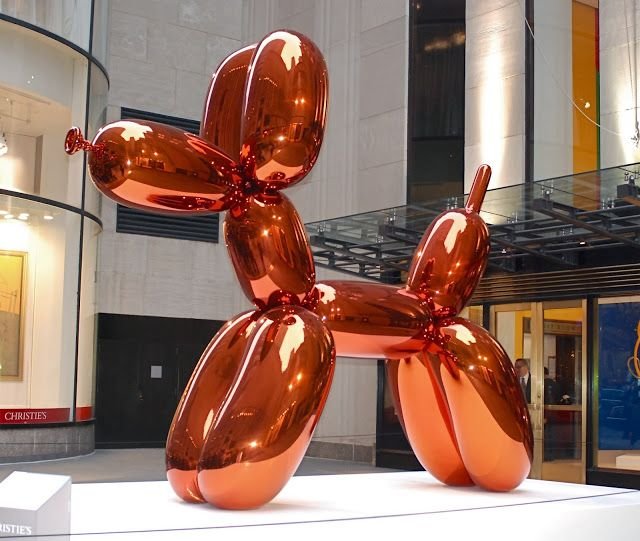 Jeff Koons, Balloon Dog (Orange), 1994, Natural History Museum Vienna
