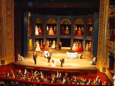 EL TEATRO.