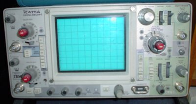 Oscilloscope used to play tennis for two.